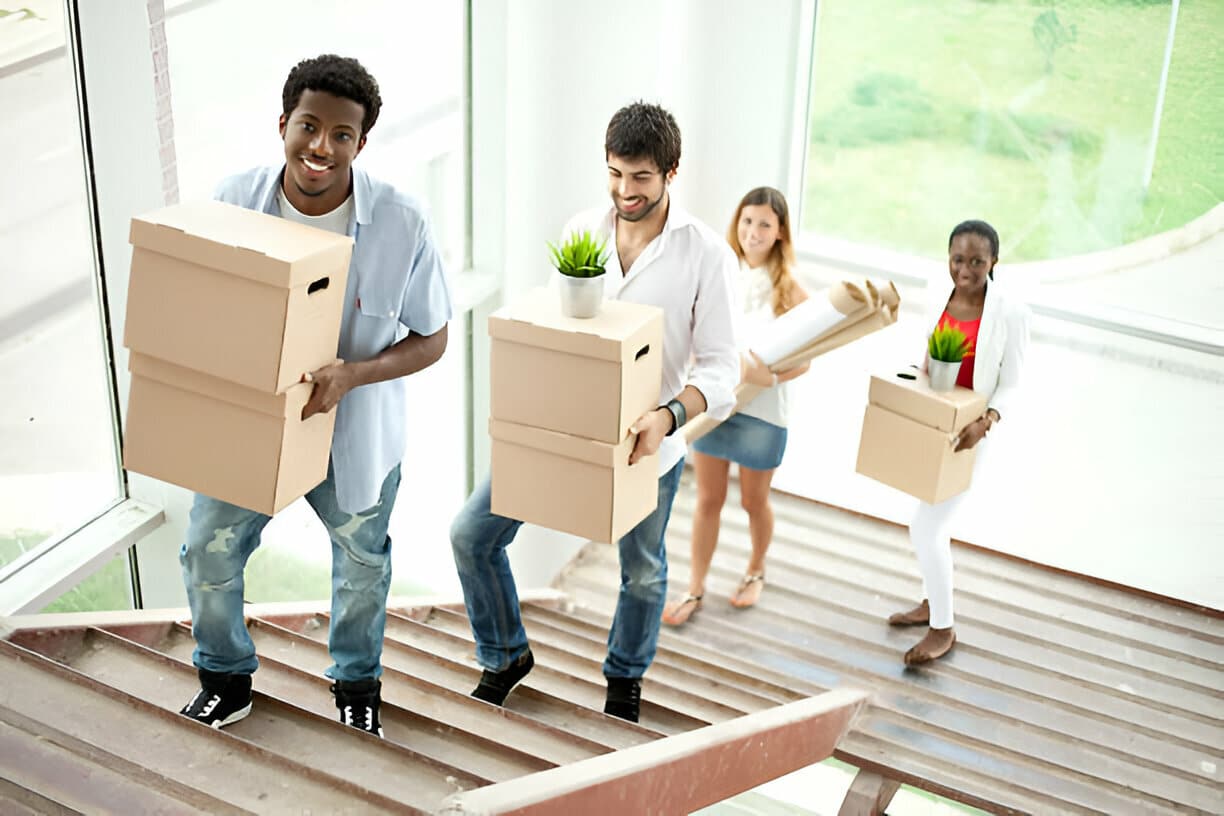 Why Hire Professional Movers? Benefits and Tips
